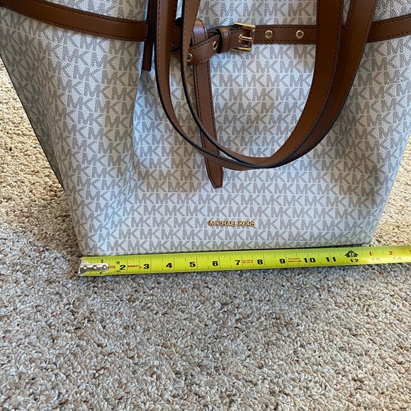 Michael Kors | Bags | Nwot Michael Kors Emilia Large Triple Compartment ...